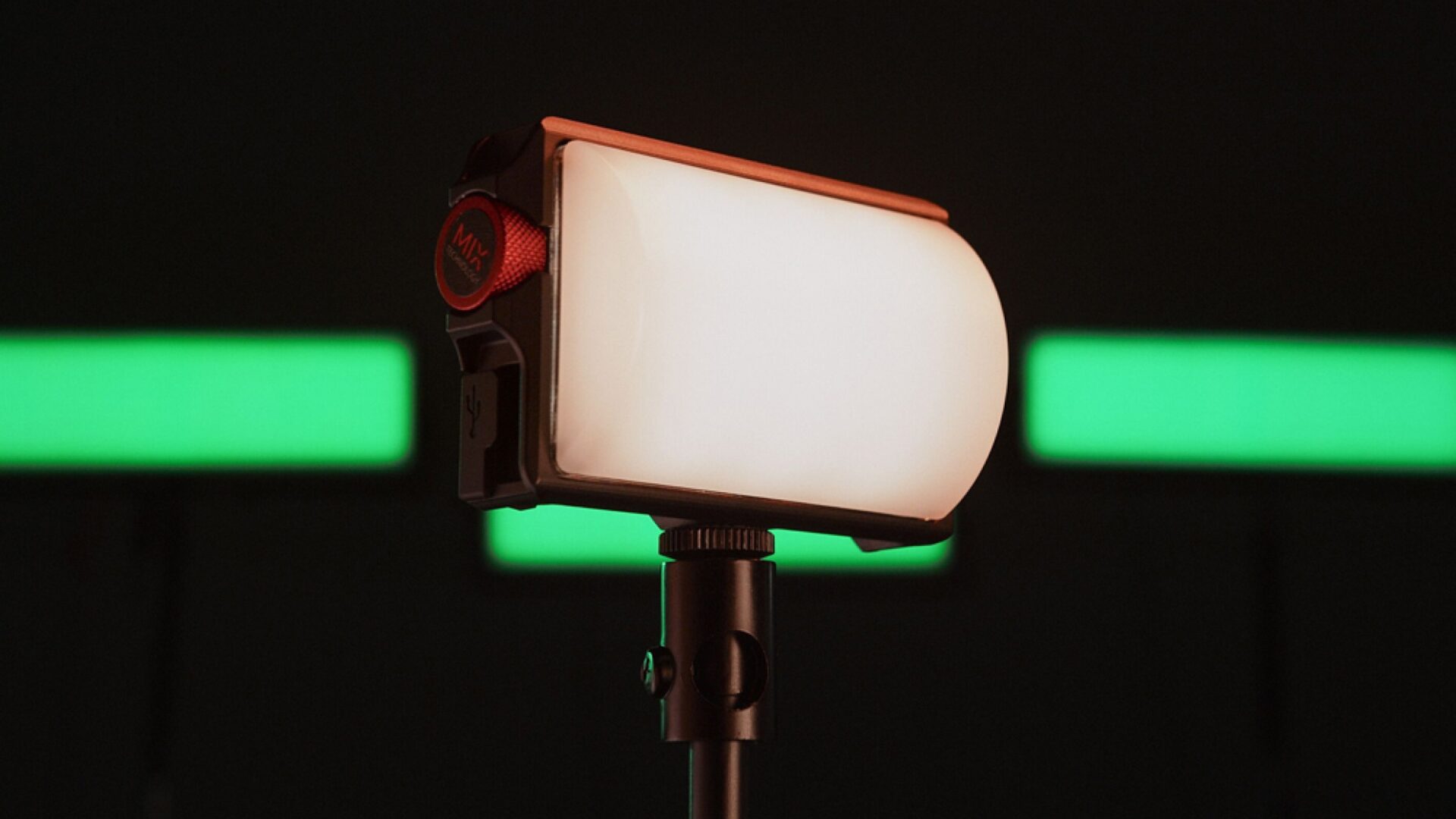 Rosco Showcases Its MIX® Family Of LED Lights At IMAGO's 30th Anniversary In Rome – IMAGO